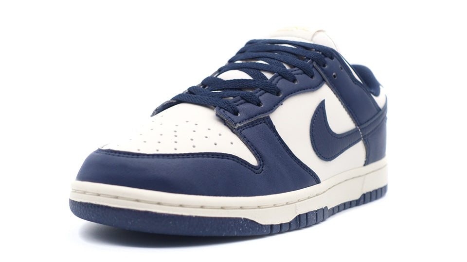 NIKE (WMNS) DUNK LOW NEXT NATURE "GOLD SCRIPT COLLECTION" PHANTOM/OBSI ...